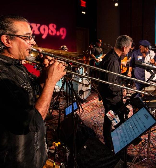 KUTX Celebrates 10 Years of The Austin Music Experience | Moody College ...